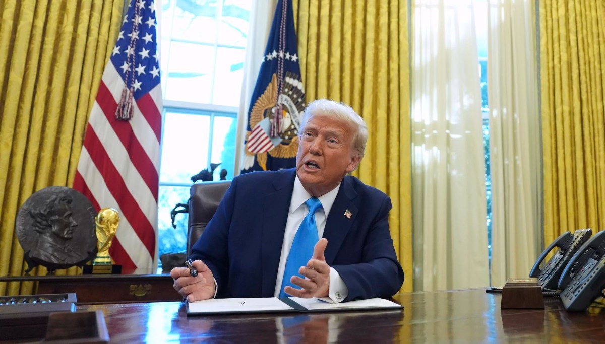 WATCH LIVE: Trump signs Take It Down Act with first lady