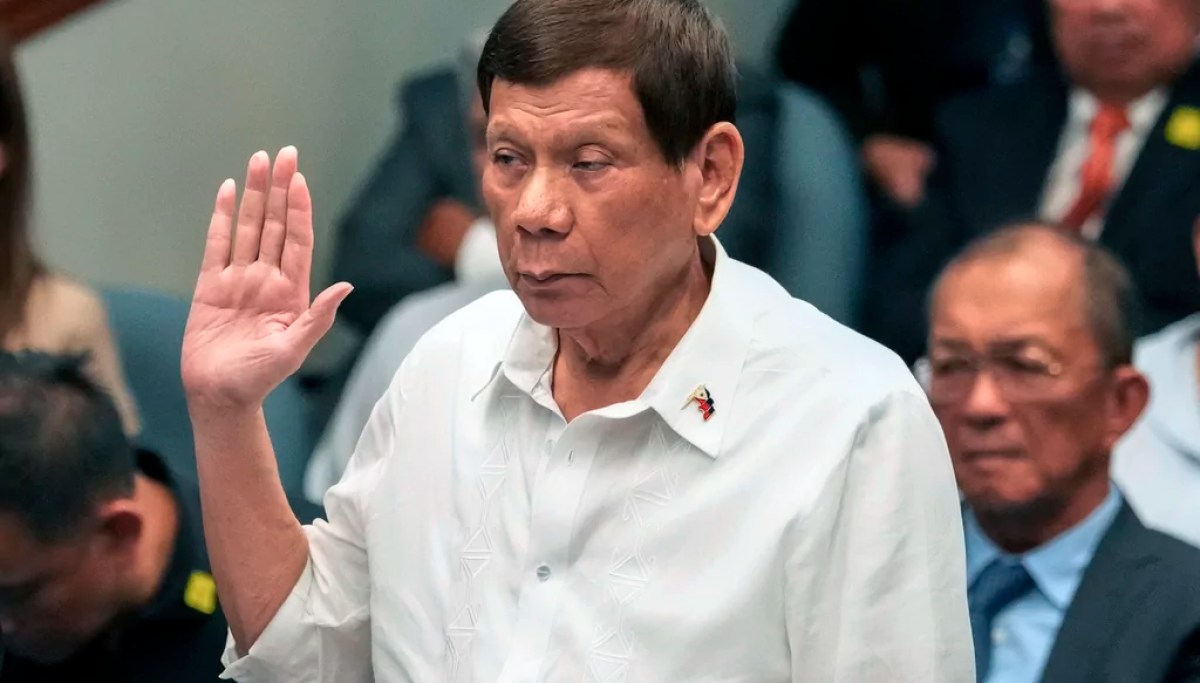 Rodrigo Duterte arrested on charges of 'crimes against humanity' while ...