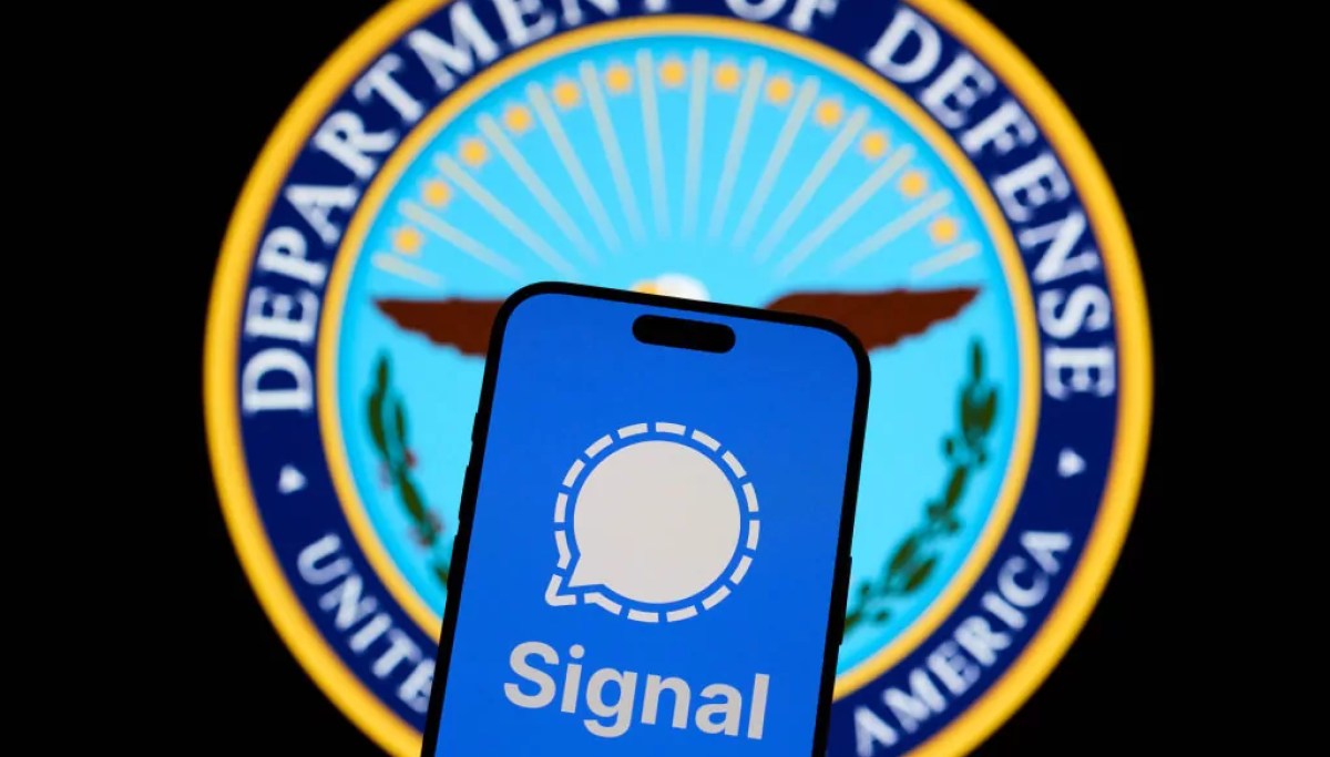 Judge Boasberg orders Trump defendants to preserve Signal chat group ...