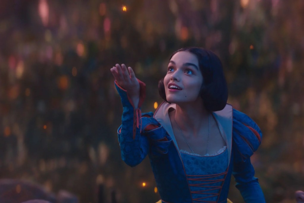 Disney conducts scaled-back 'Snow White' premiere for controversial ...