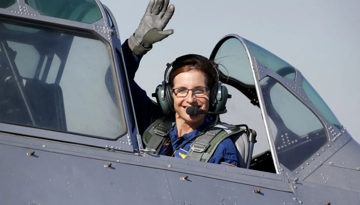 US Air Force issues new guidance and policies for pregnant pilots