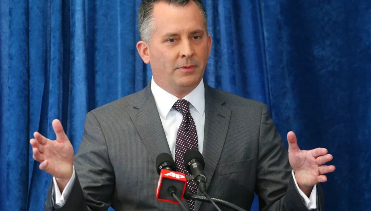 Former GOP congressman David Jolly switches to Democrat ahead of ...