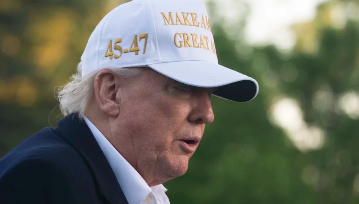Schiff and Warren urge ethics watchdog to investigate Trump meme coin ...
