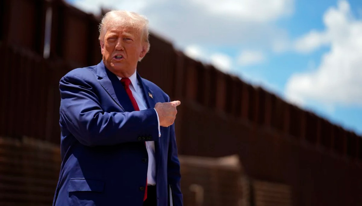 Trump admin awards billions in border ‘Smart Wall’ contracts