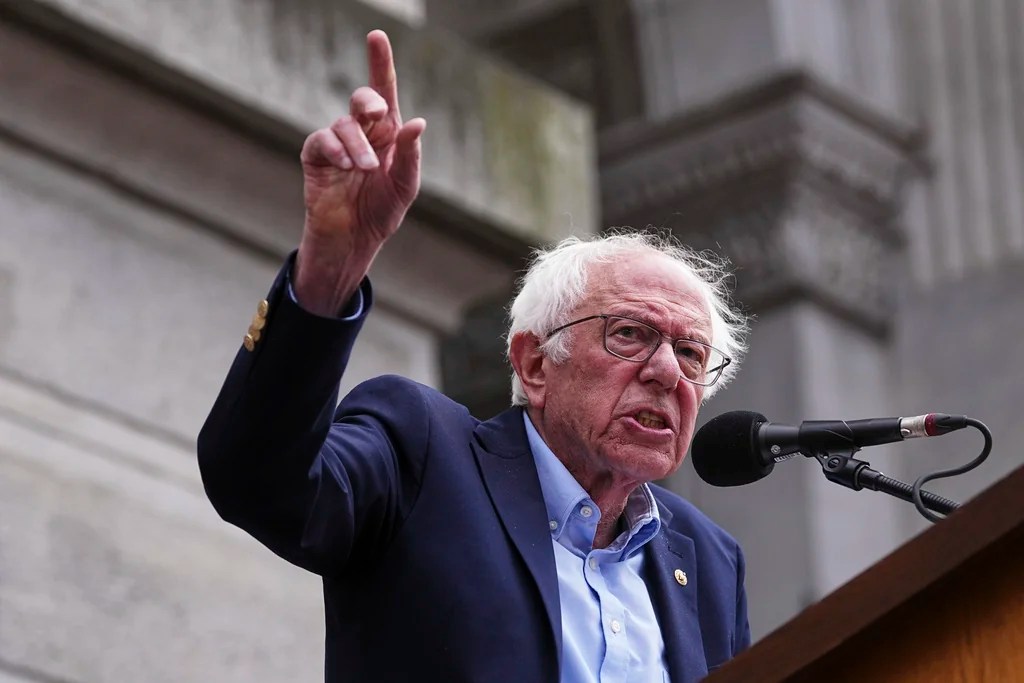 Bernie Sanders warns Paramount that settling Trump-CBS lawsuit would be ...