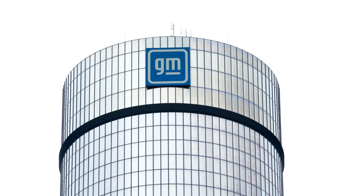 GM to invest $4 billion in domestic manufacturing plants