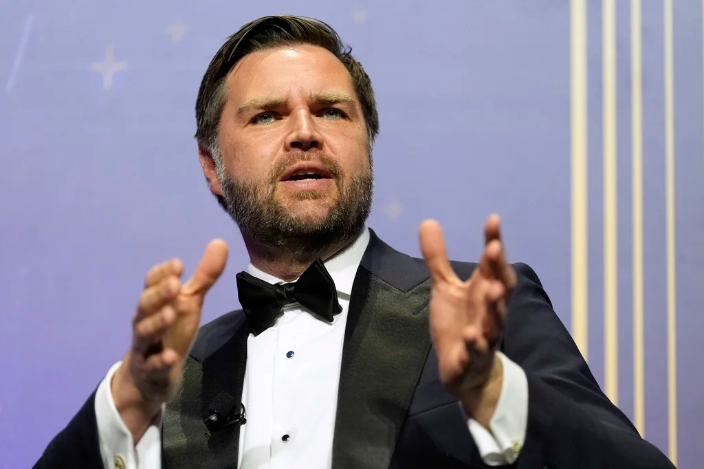 Vance reacts to Elon Musk's anti-Trump tirade in real time on podcast ...