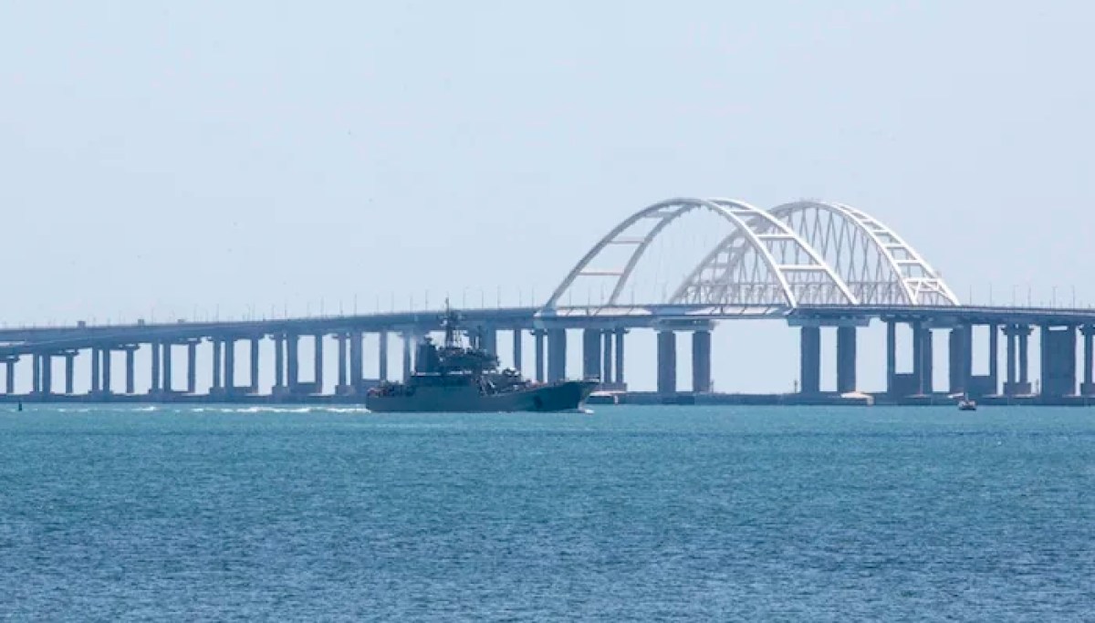 Ukraine targets Kerch Bridge connecting Russia and Crimea