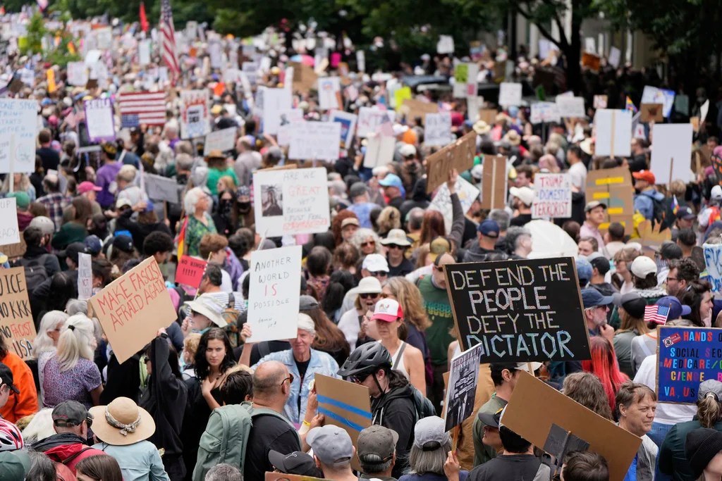 What to know about 'Free America' anti-Trump protests planned for July ...