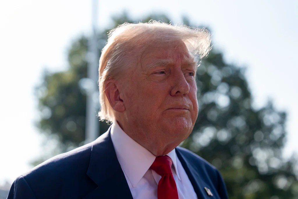 Trump: 'I'm allowed' to pardon Ghislaine Maxwell but 'haven't thought ...