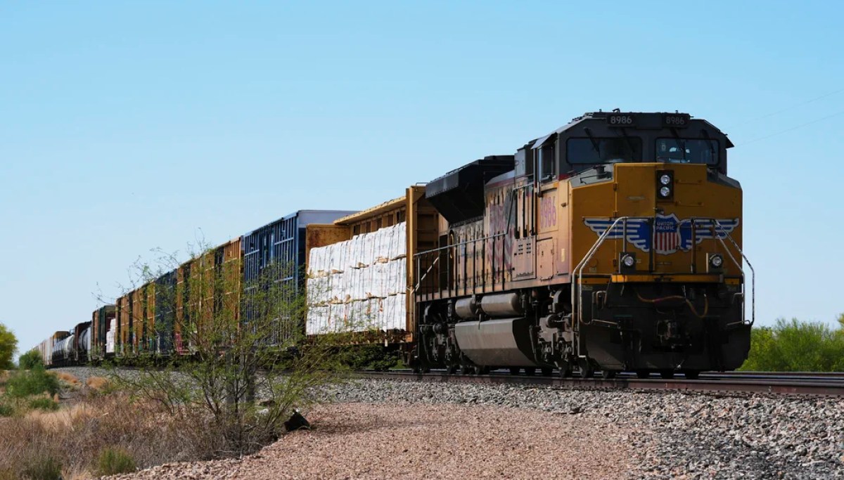 Norfolk Southern and Union Pacific confirm merger talks