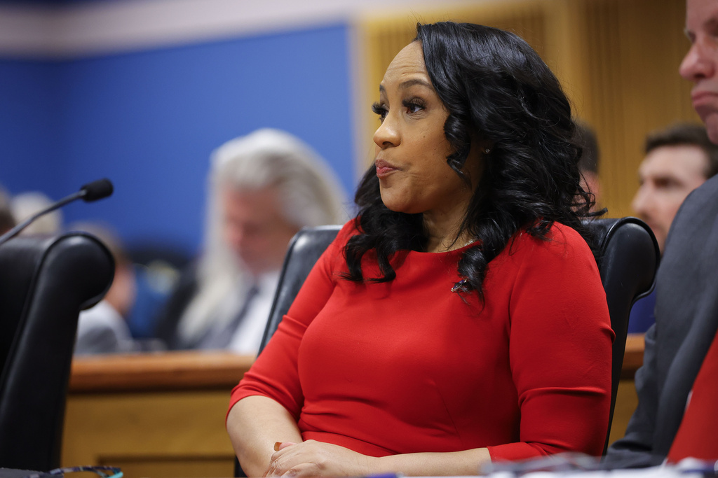 FBI executes search warrant at Fulton County election facility