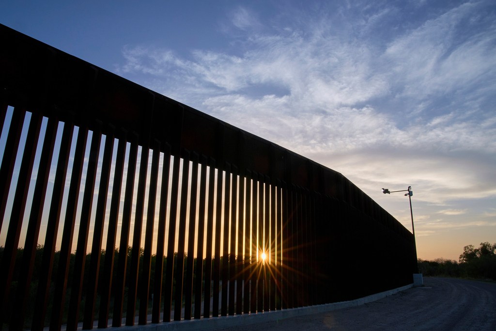 Trump Wants Border Wall Painted Black So It S Hotter To Climb Noem