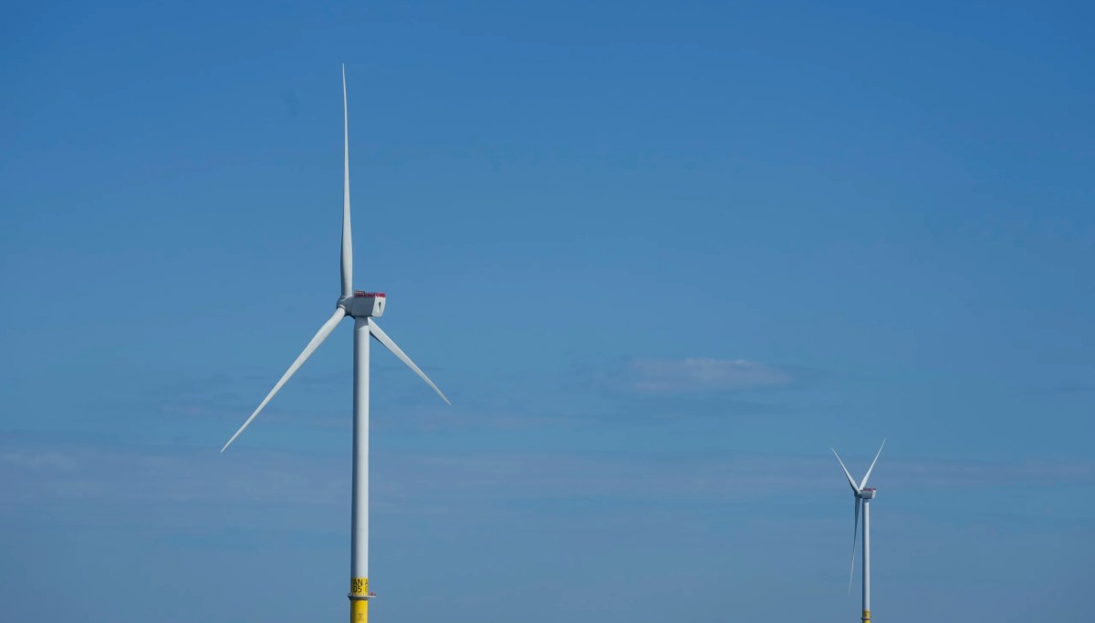 Democrats quit permitting reform talks over Trump wind crackdown