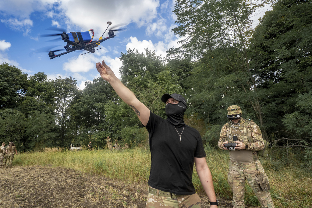 Army selects Draganfly to supply FPV drones