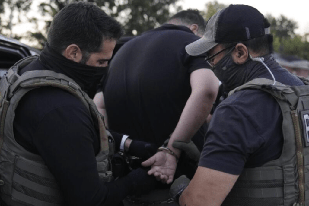 There is no First Amendment right to obstruct law enforcement