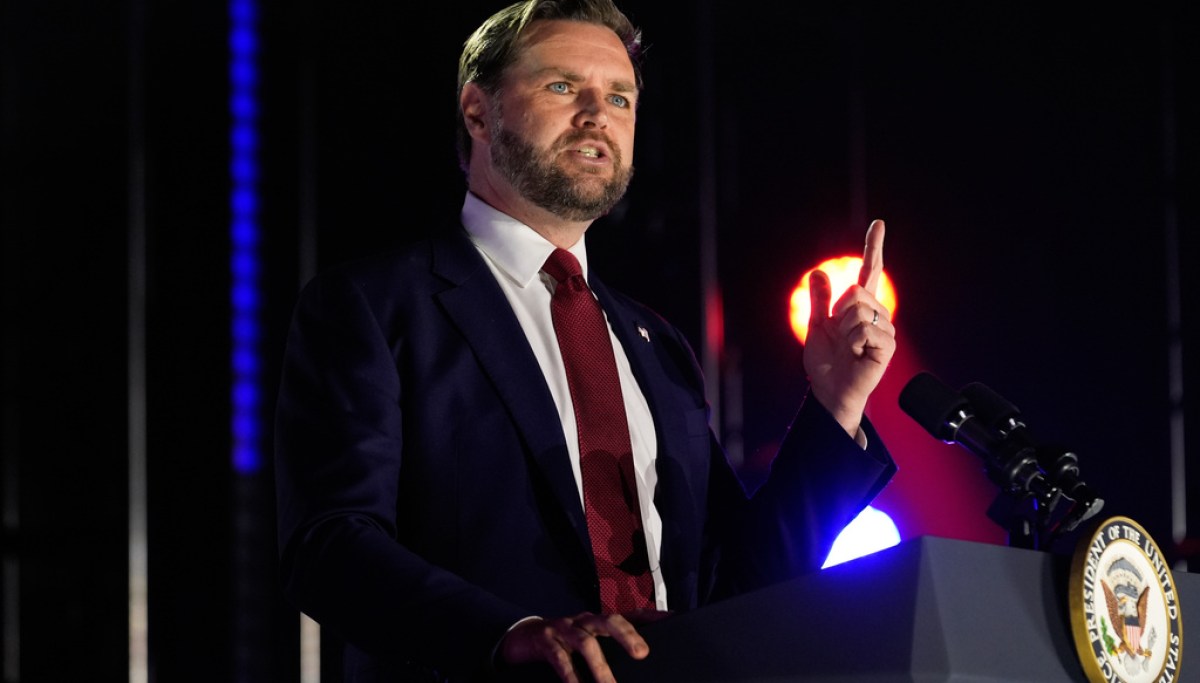 Vance courses path to 2028, trying to avoid fate suffered by early ...