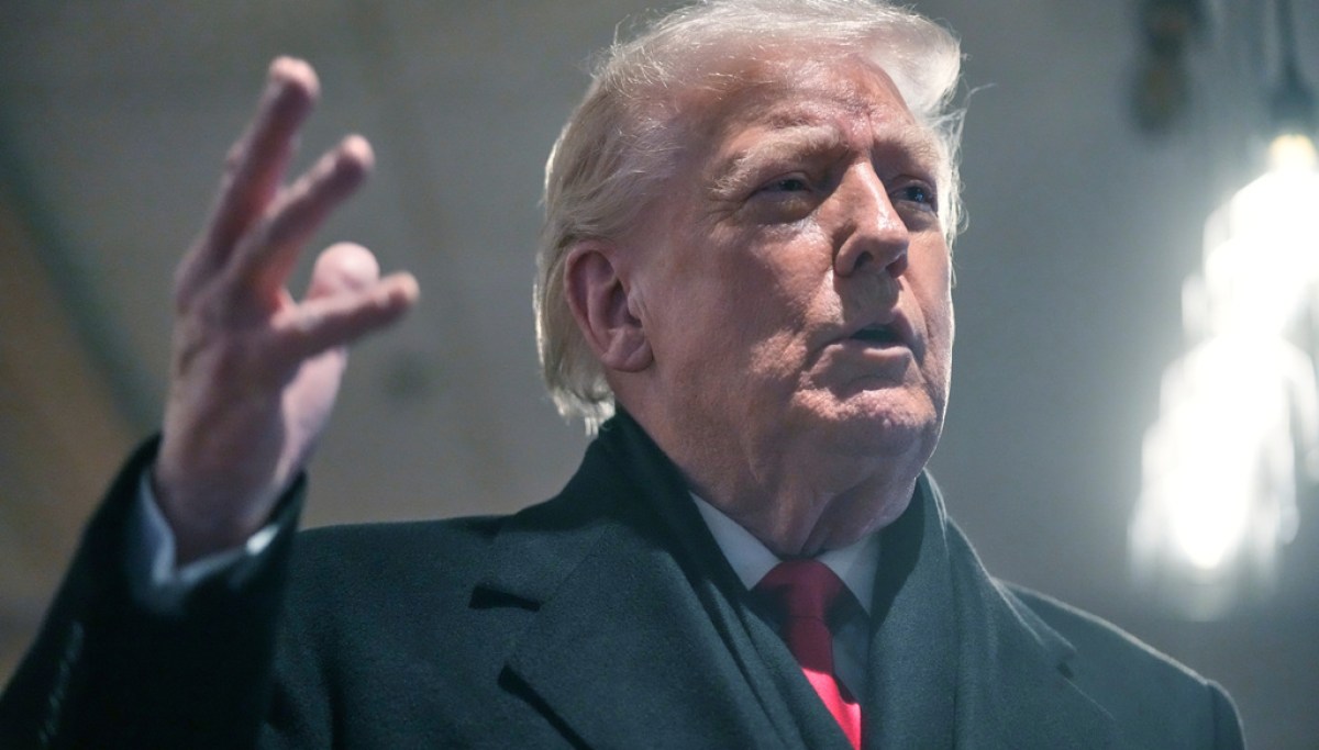 Trump says he doesn't 'like' that Alex Pretti had gun and magazines