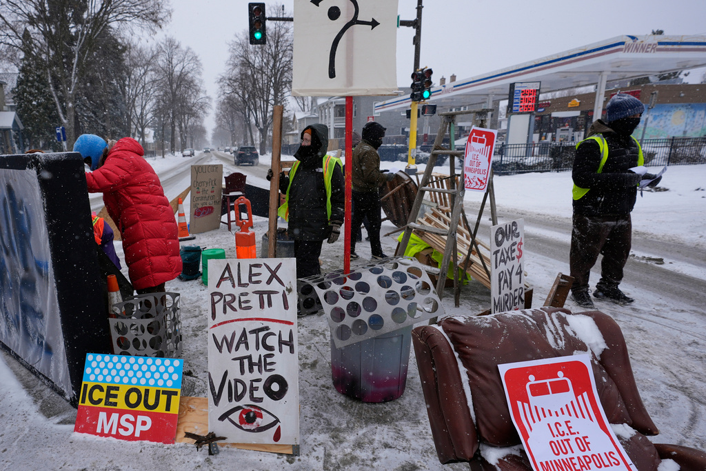 Activists plan to install 1,000 street blockades across Minneapolis