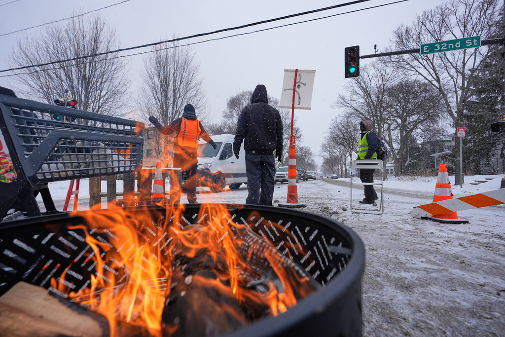 Activists plan to install 1,000 street blockades across Minneapolis