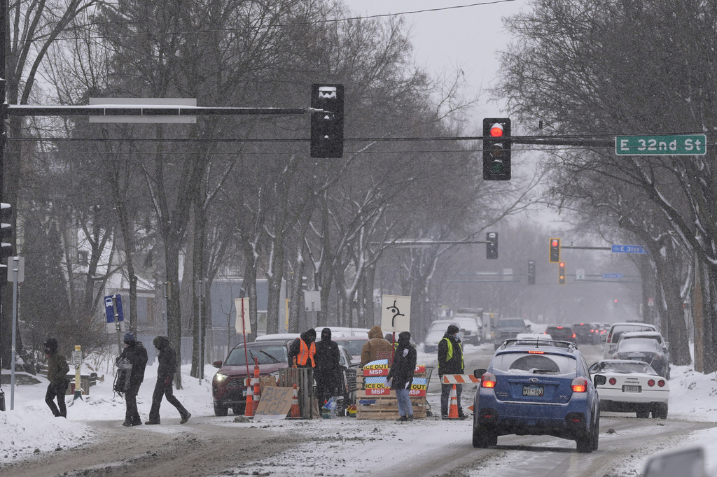Activists plan to install 1,000 street blockades across Minneapolis